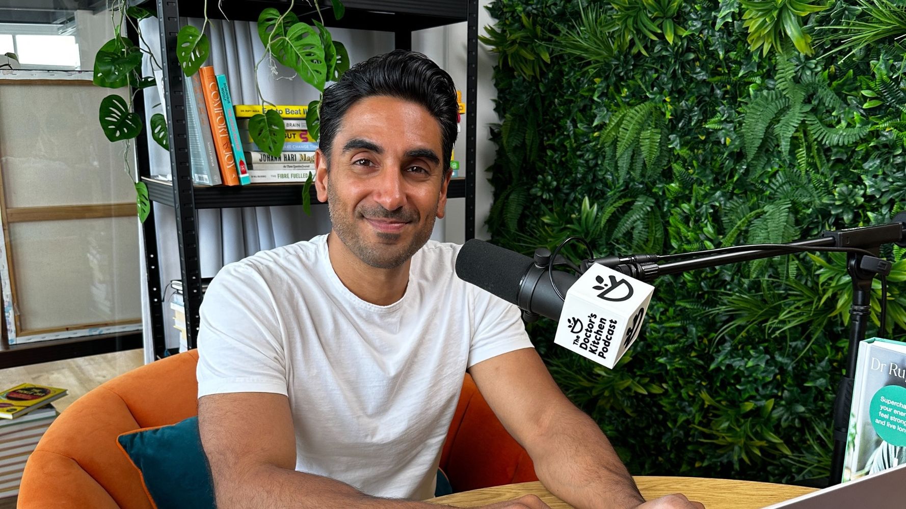 #325 10 Anti-Inflammatory Foods to Feel Better, Support Your Gut and ...