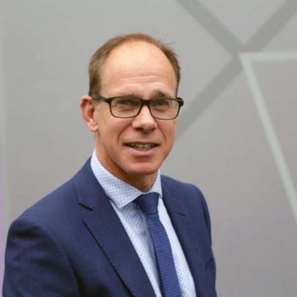 #76 Can You Eat for COVID with Professor Robert Thomas | The Doctor's ...