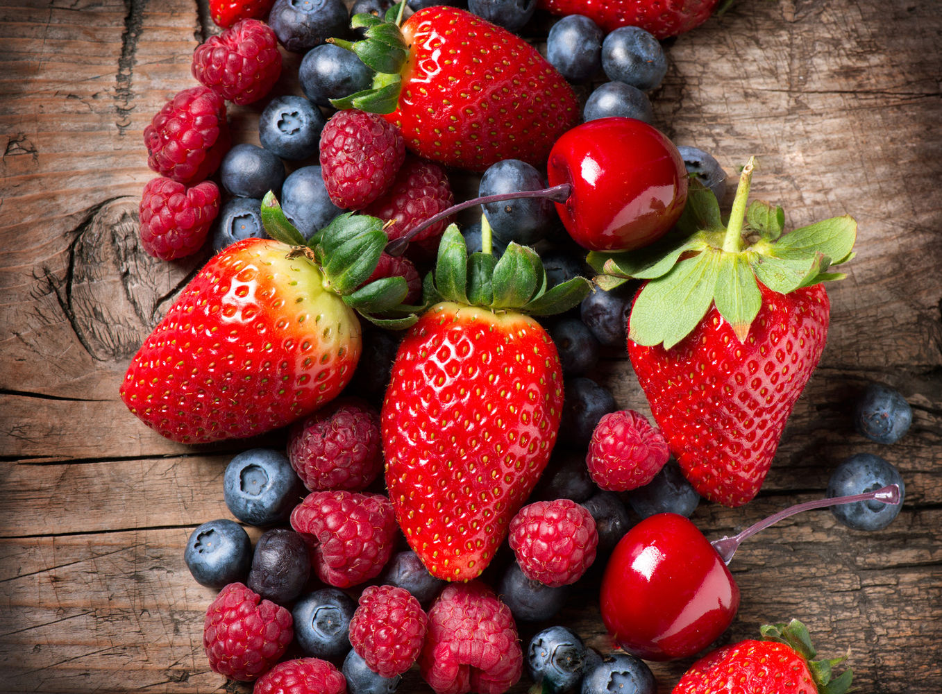 Berries: A daily habit for health | The Doctor's Kitchen