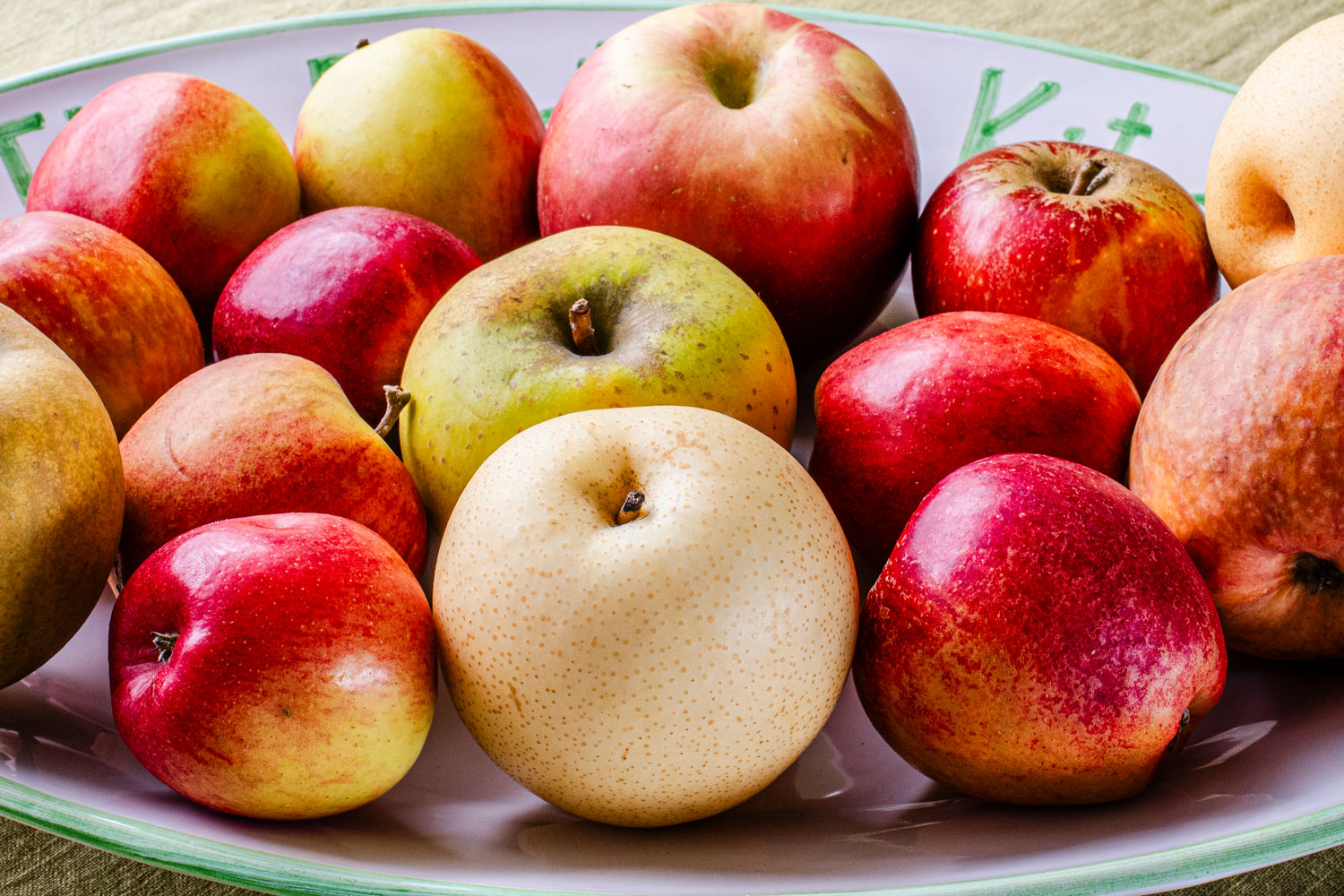 What are the health benefits of eating apples? | The Doctor's Kitchen