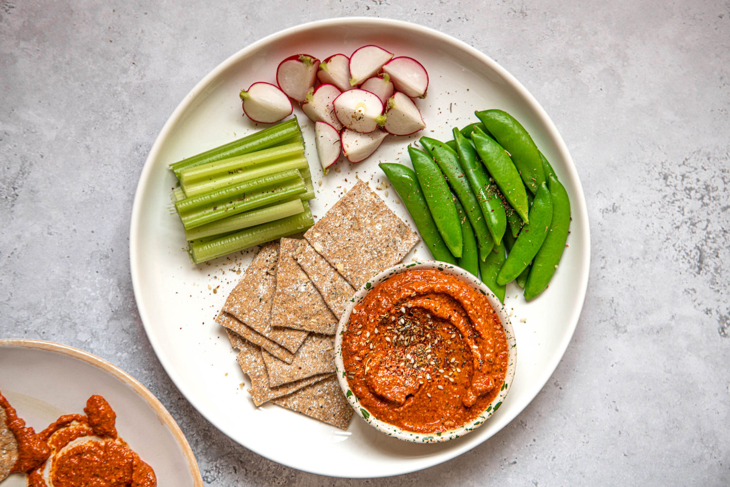 Crudités with Red Pepper and Za'atar Dip | The Doctor's Kitchen