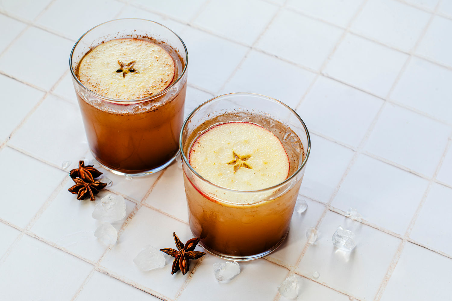 Spiced Apple Spritz Mocktail | The Doctor's Kitchen